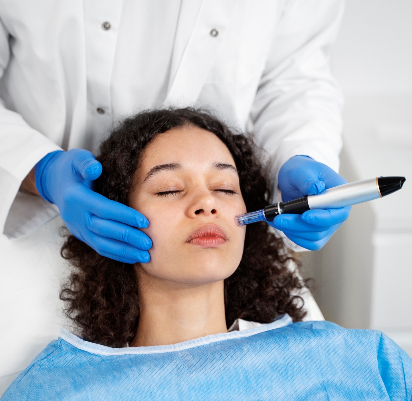 Microneedling & Scalp Therapy in Miami – LSC Med Spa - LSCmedspa